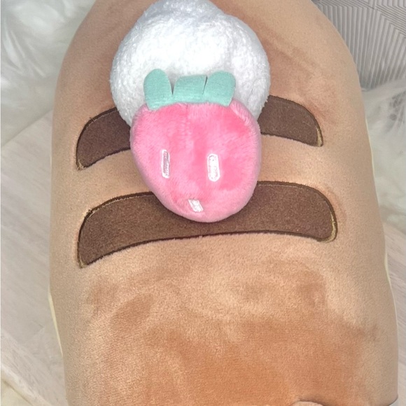 Gund | Toys | Pusheen Cat Eclair With A Dollop Of Whip Cream And ...